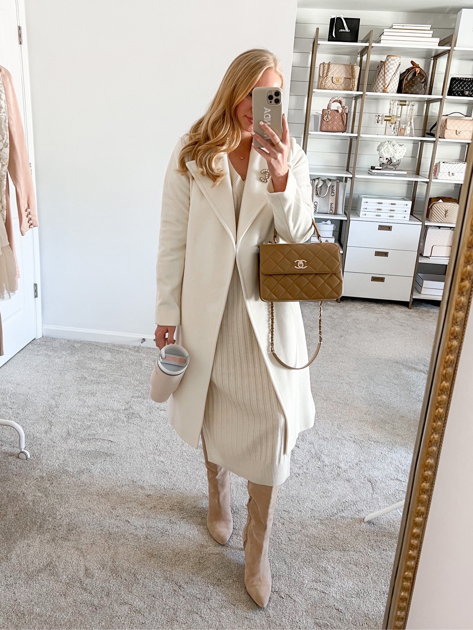 15+ White Winter Outfits - Strawberry Chic