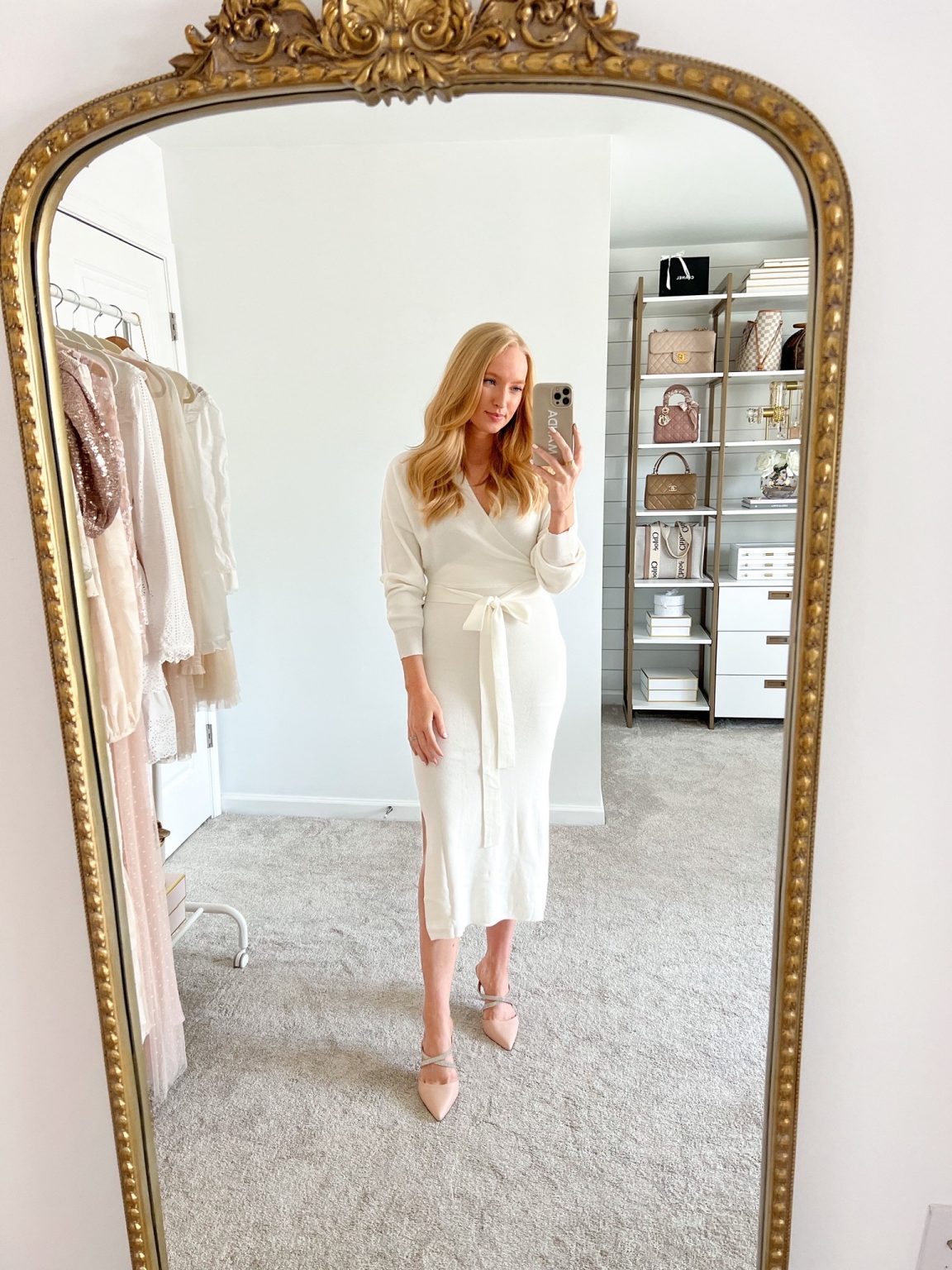 15+ White Winter Outfits - Strawberry Chic