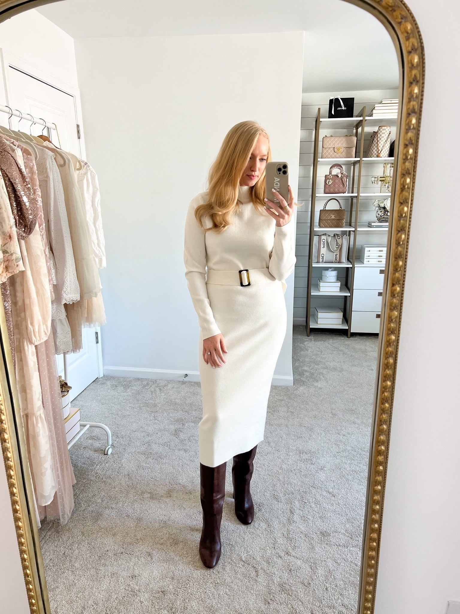 15+ White Winter Outfits - Strawberry Chic
