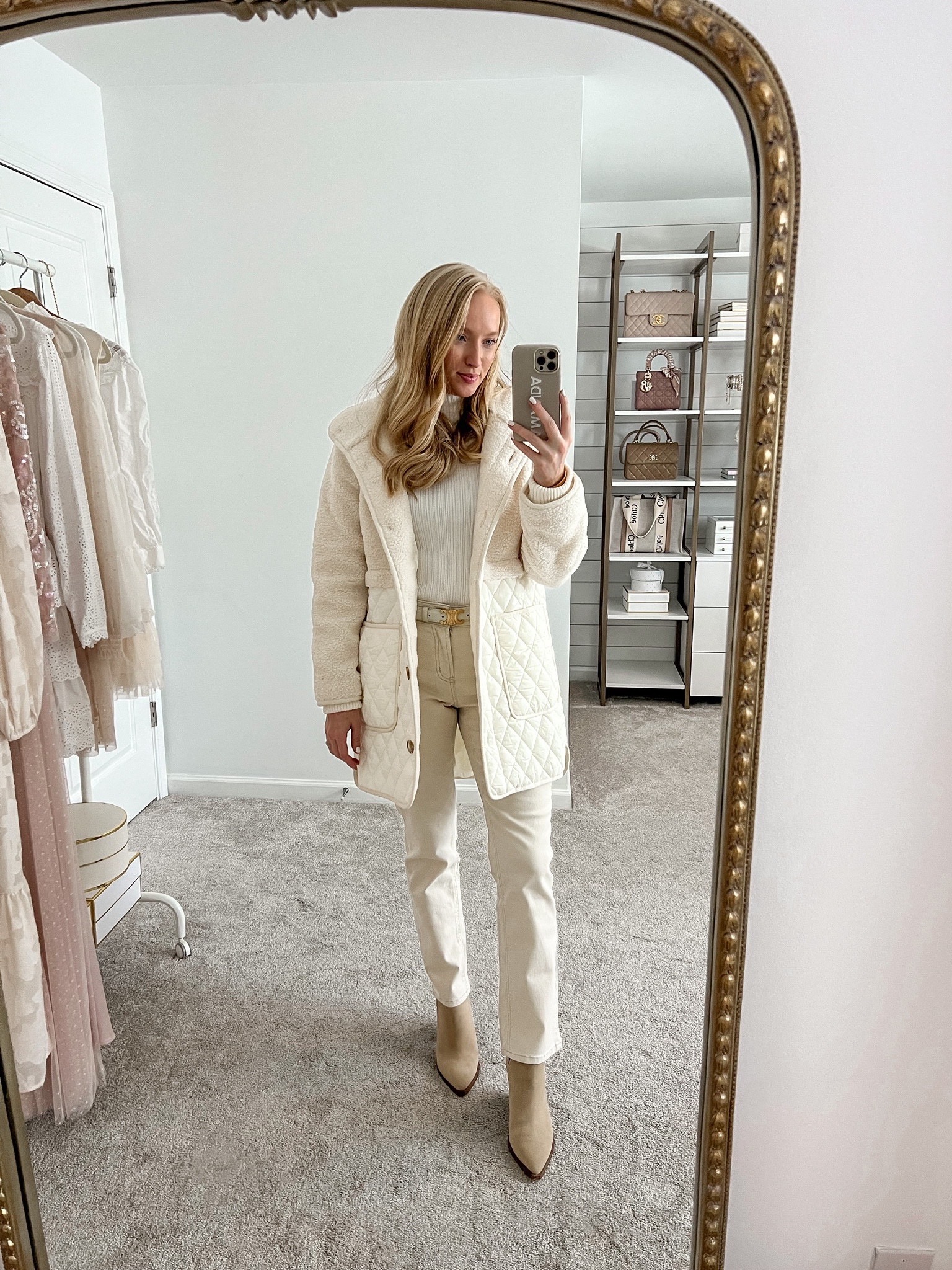 15 Casual Winter Outfit Ideas - Strawberry Chic
